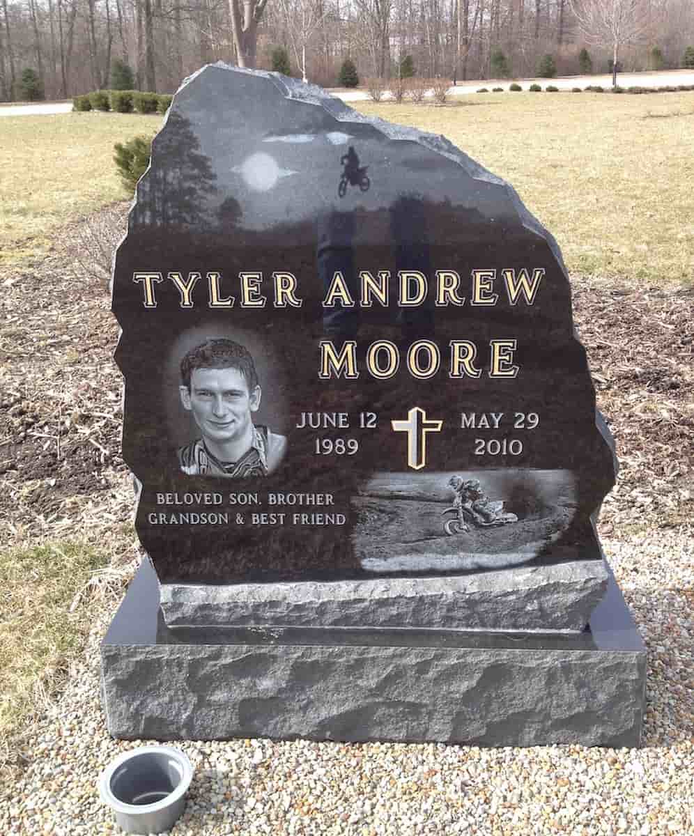 6 Headstone Designs For Athletes
