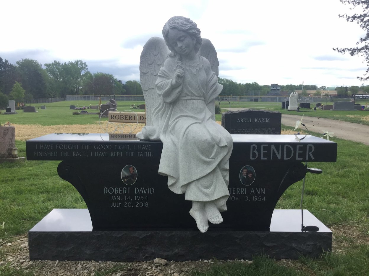 Estate Monuments: An Affordable Alternative to Mausoleums