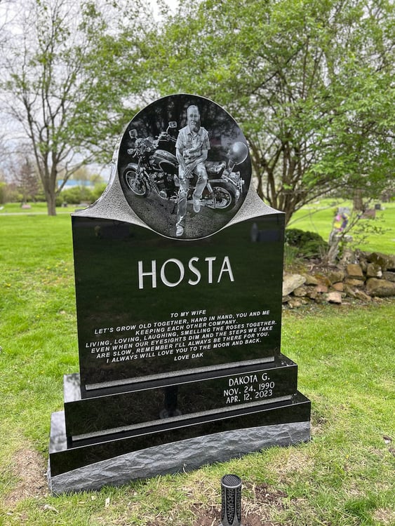 Your Guide to Designs, Lettering Methods, Color and Contrast on Headstones