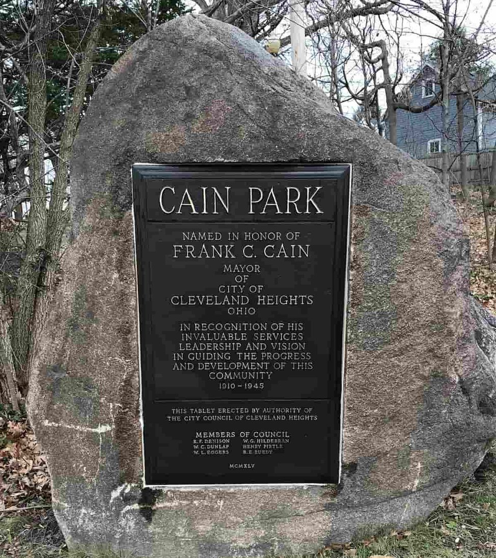 What Are Custom Stone Signs and Why Should My Organization Purchase One?