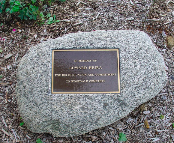 7 Cremation Memorials Explained