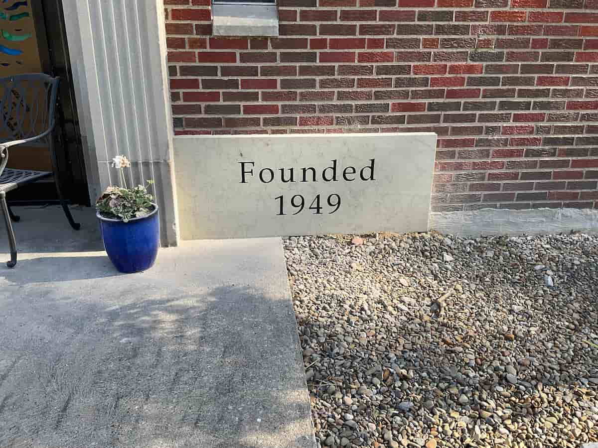 What Are Custom Stone Signs and Why Should My Organization Purchase One?