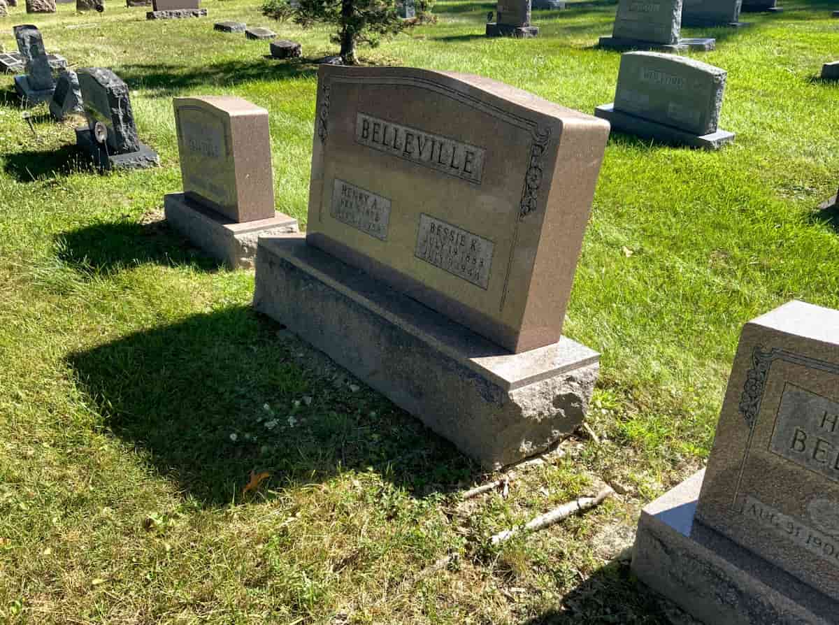 Your Guide to Cemetery Restoration Grants